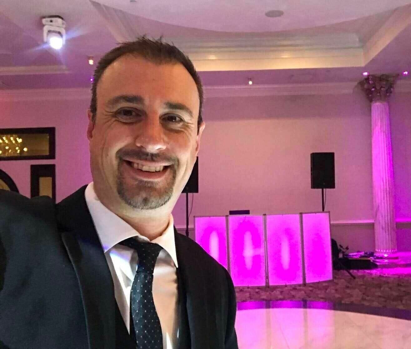 DJ services for weddings, mitzvah, parties - VIP DJ Entertainment